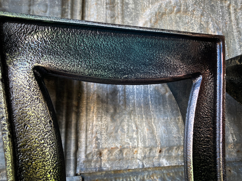 Classic Drake Counter Industrial Iron Legs | Restaurant Hardware | DIY ...